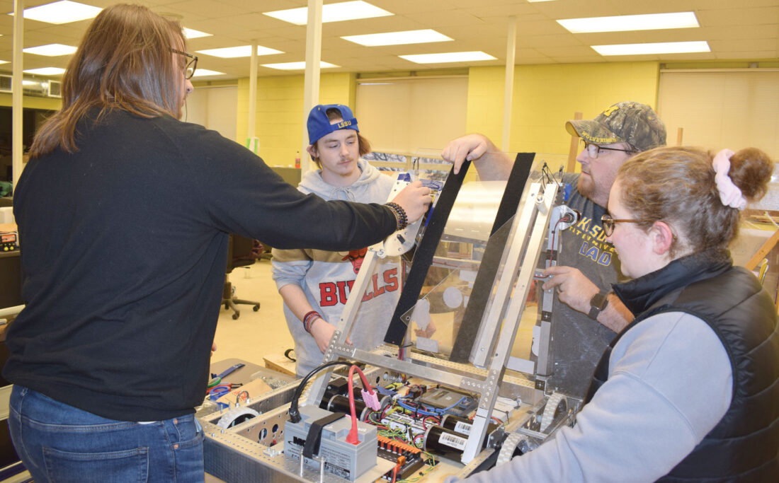 IM robotics: High school team gears up for second competition | News ...